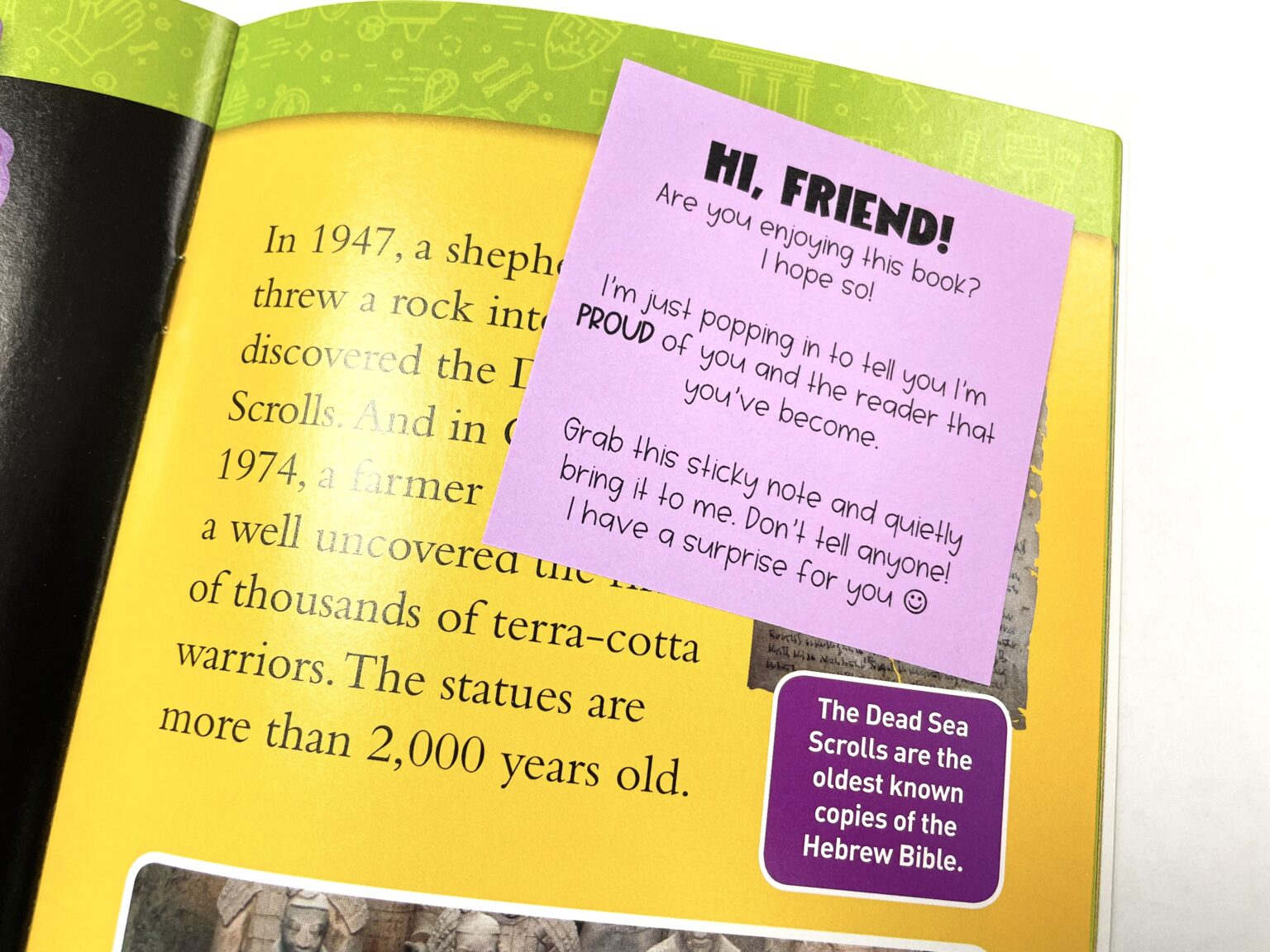 You'll Want To Steal This Teacher's "Message in a Book" Idea