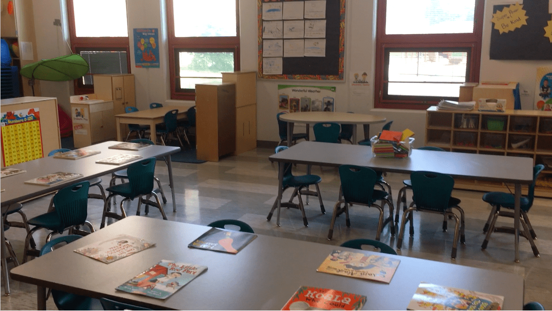 Minimalist Classroom Design: Why It's Effective & How to Do It