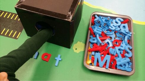 15 Effective Decoding Strategies for Teaching Kids to Read